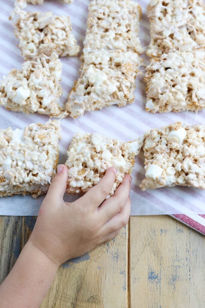 Golden Graham Rice Krispie Treats - My Texas Kitchen